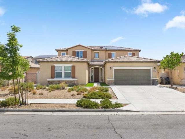 4 Br, 3 bath, Single Family 30240 Big Country Dr