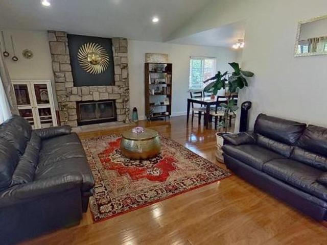 4 Br, 3 bath, Single Family 3030 Park Estates Way