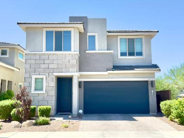 4 Br, 3 bath, Single Family 3109 E Louise Dr
