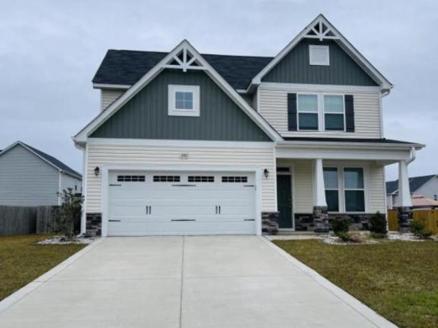 4 Br, 3 bath, Single Family 3142 Hunting Lodge Ln