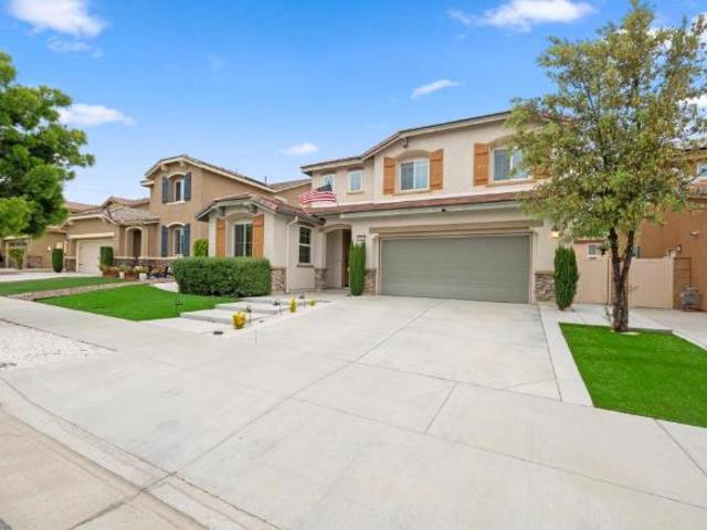 4 Br, 3 bath, Single Family 31624 Chamise Ln