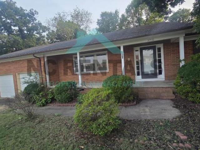 4 Br, 3 bath, Single Family 3210 Garden Rd