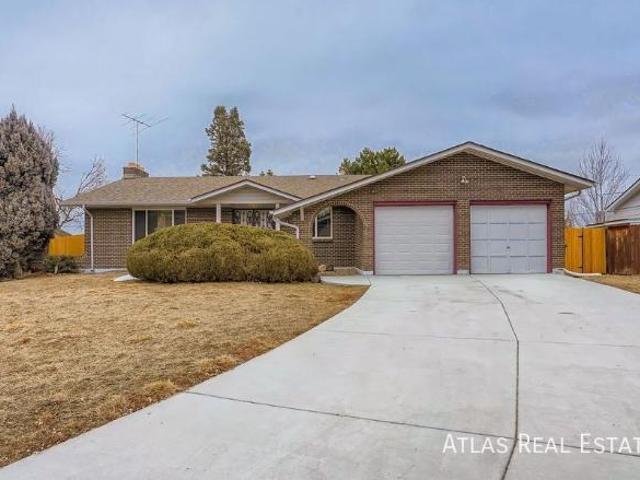 4 Br, 3 bath, Single Family 3296 S Geneva Street