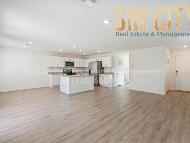 4 Br, 3 bath, Single Family 3366 La Cura Avenue