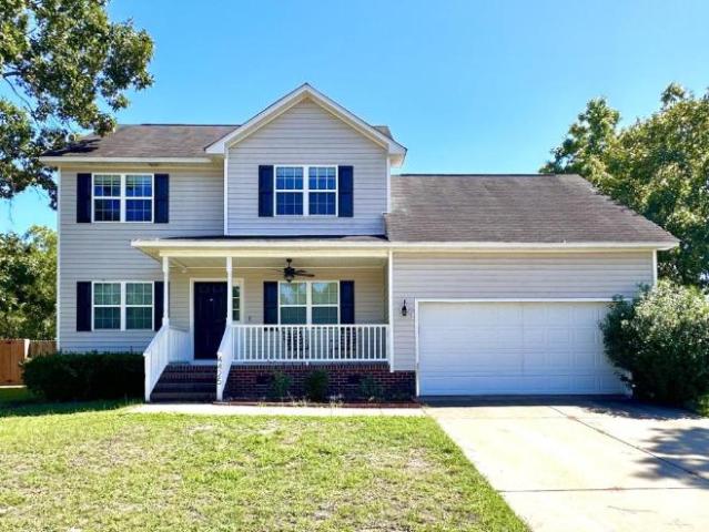 4 Br, 3 bath, Single Family 4425 Scenic Pines Dr