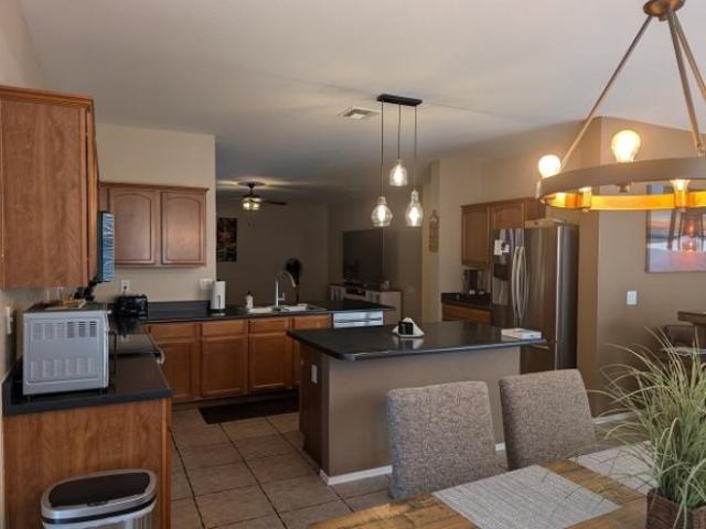 4 Br, 3 bath, Single Family 46057 Dutchman Drive