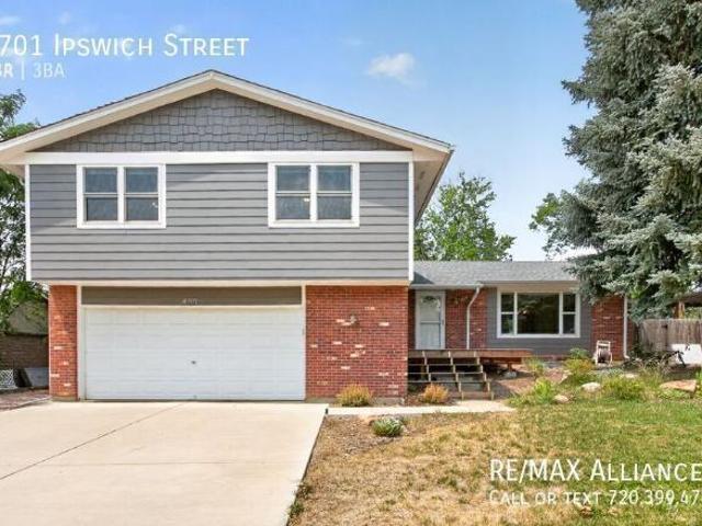 4 Br, 3 bath, Single Family 4701 Ipswich Street