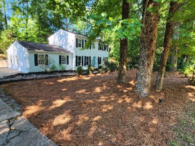 4 Br, 3 bath, Single Family 4008 Rock Mill Dr