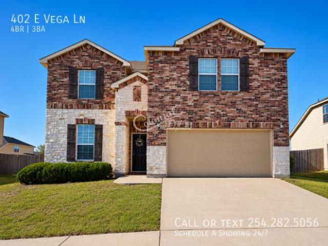 4 Br, 3 bath, Single Family 402 E Vega Ln