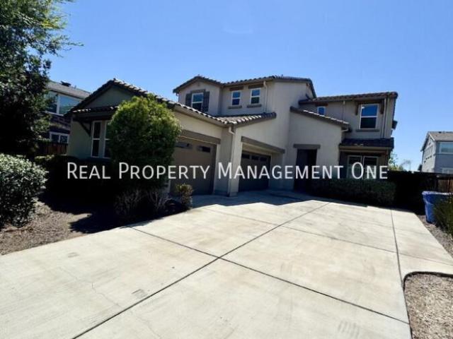 4 Br, 3 bath, Single Family 407 Ghiggeri Dr