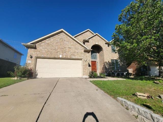 4 Br, 3 bath, Single Family 405 Darkwoods Drive
