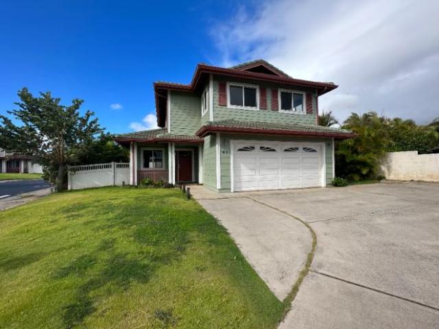 4 Br, 3 bath, Single Family 40 Hooheno St
