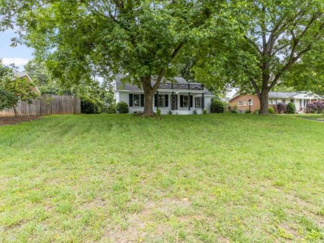 4 Br, 3 bath, Single Family 4111 Sudbury Rd
