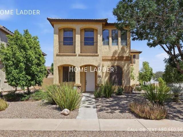 4 Br, 3 bath, Single Family 4172 E Santa Fe Ln