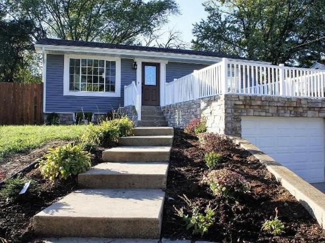 4 Br, 3 bath, Single Family 4213 Riverview Dr
