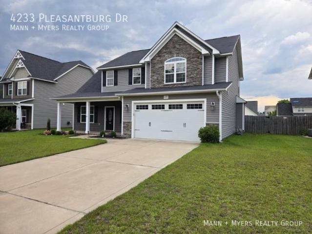 4 Br, 3 bath, Single Family 4233 Pleasantburg Dr