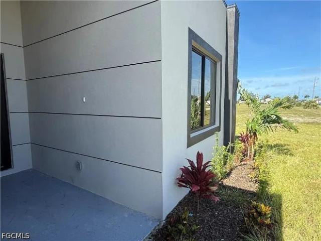 4 Br, 3 bath, Single Family 4238 NW 34 Terr