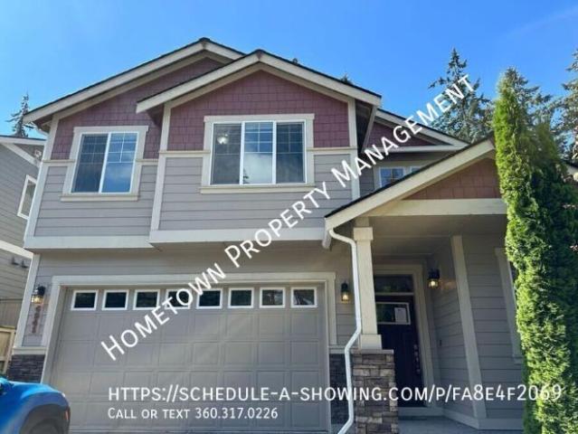 4 Br, 3 bath, Single Family 4241 Dudley Dr NE