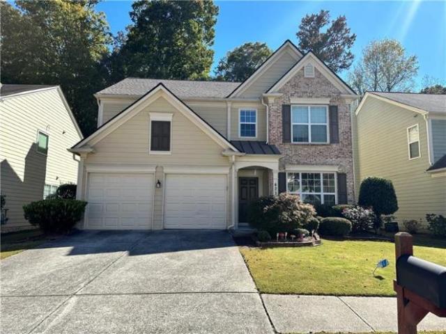 4 Br, 3 bath, Single Family 425 Friars Head Drive Northeast