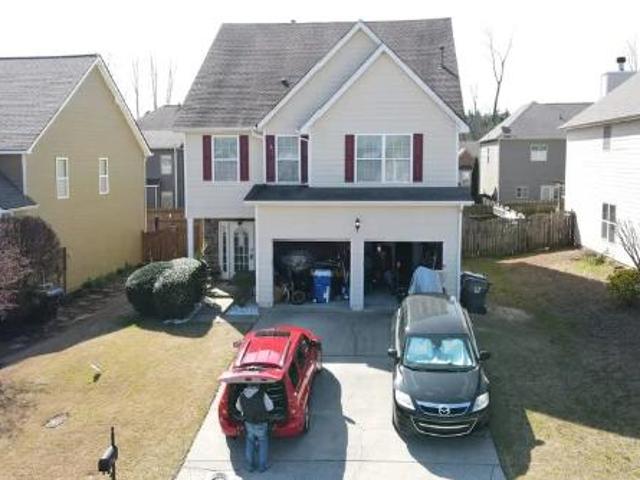 4 Br, 3 bath, Single Family 4305 Fourth Rail Ln