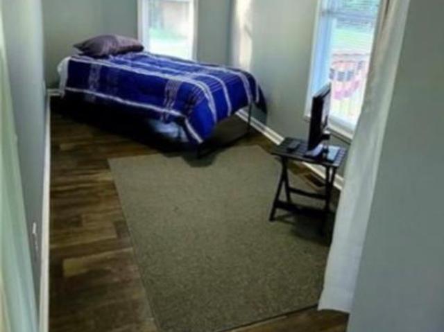 4 Br, 3 bath, Single Family 434 Grimsley Rd