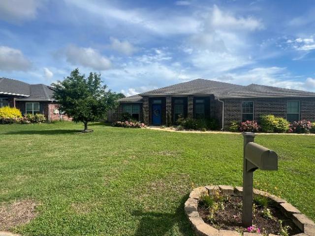 4 Br, 3 bath, Single Family 5506 Mill Race Cir