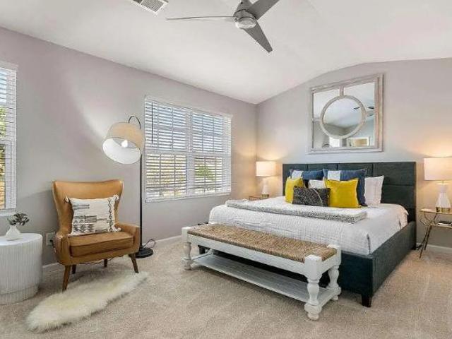 4 Br, 3 bath, Single Family 5618 Laurel Ridge Dr