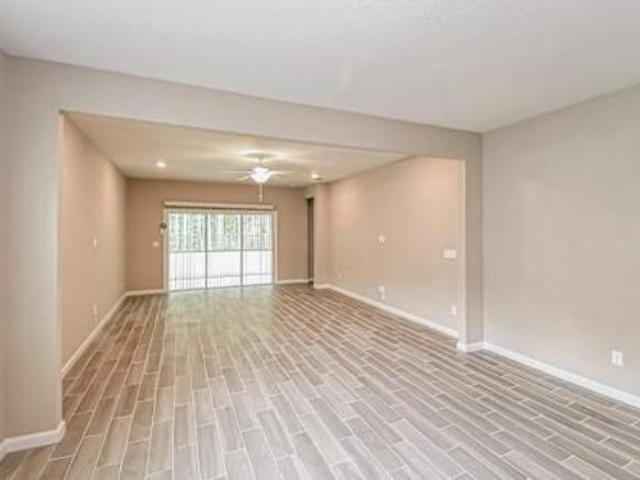 4 Br, 3 bath, Single Family 561 Heathgate Dr
