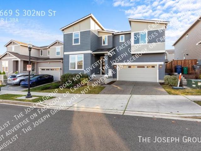 4 Br, 3 bath, Single Family 5669 S 302nd St