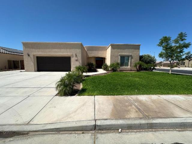4 Br, 3 bath, Single Family 5688 E 39th Pl