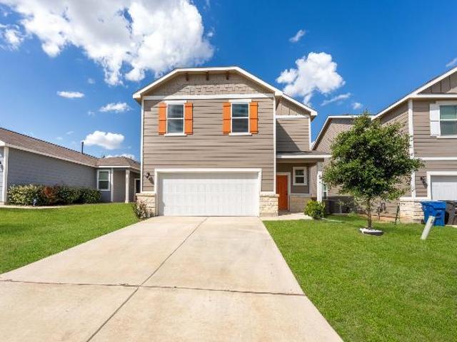 4 Br, 3 bath, Single Family 5815 Hematite Rim