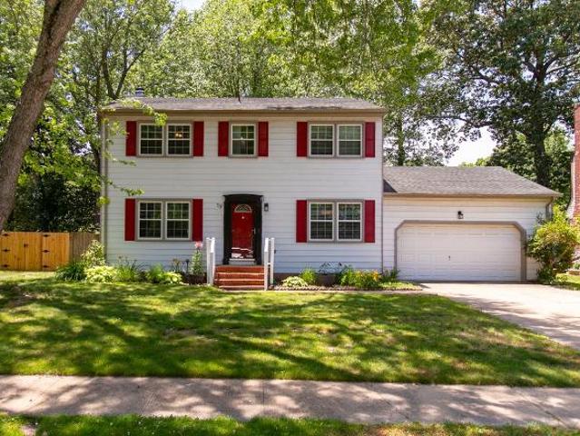 4 Br, 3 bath, Single Family 59 Apollo