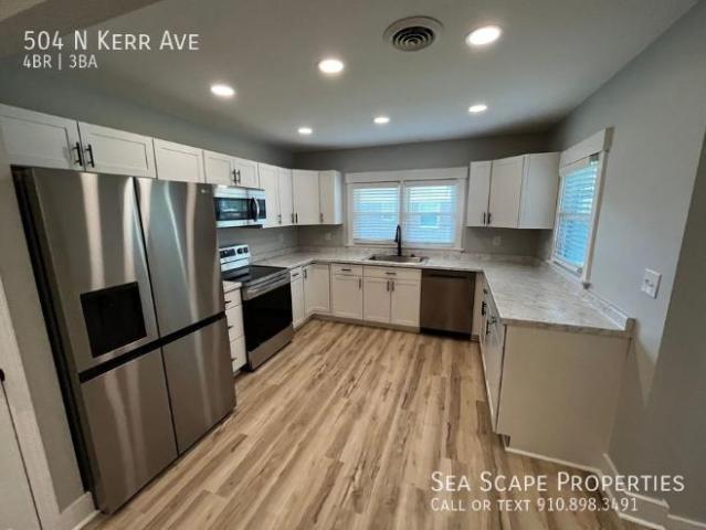 4 Br, 3 bath, Single Family 504 N Kerr Ave