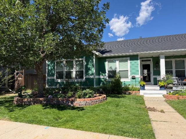 4 Br, 3 bath, Single Family 5138 Mt Buchanan Ave