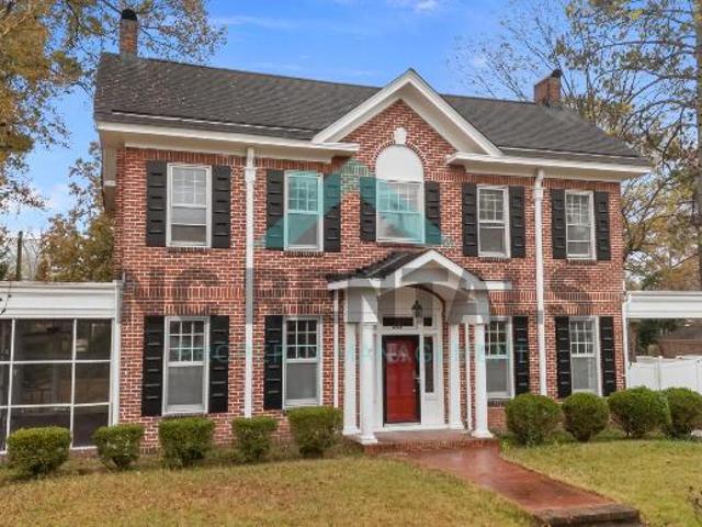 4 Br, 3 bath, Single Family 521 Park Pl