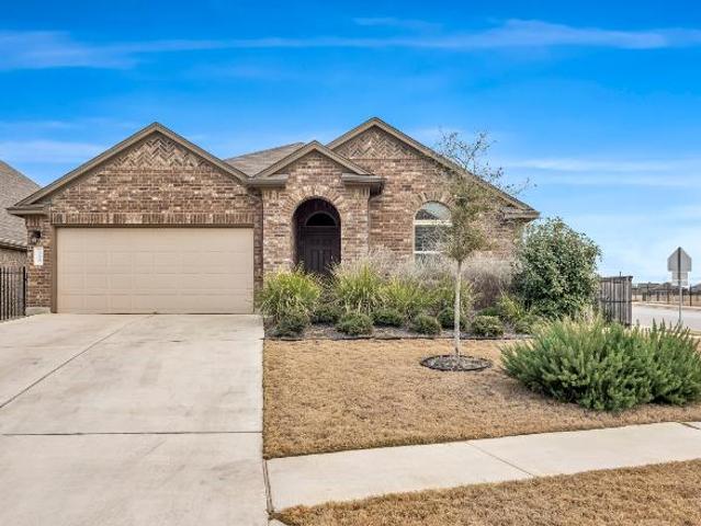 4 Br, 3 bath, Single Family 539 Merlin Lane