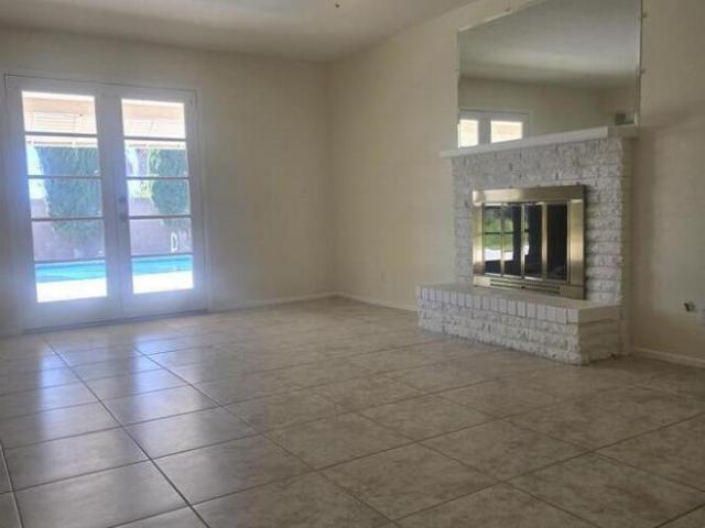 4 Br, 3 bath, Single Family 641 Otono Drive