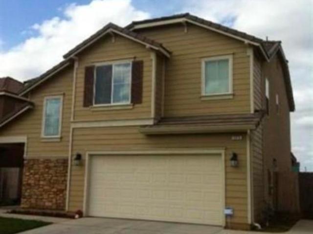 4 Br, 3 bath, Single Family 655 S Arroyo Ave
