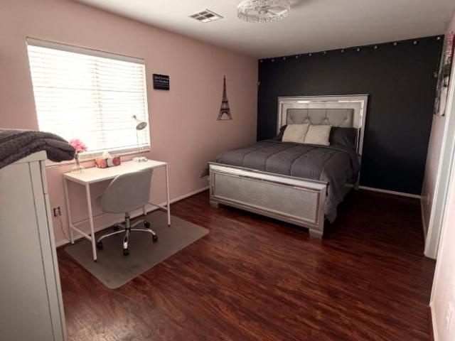 4 Br, 3 bath, Single Family 6619 Ditmars Street