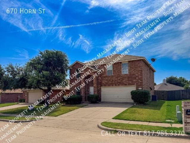 4 Br, 3 bath, Single Family 670 Horn St
