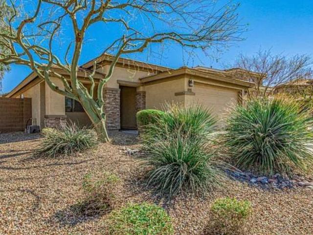 4 Br, 3 bath, Single Family 6771 W Miner Trail