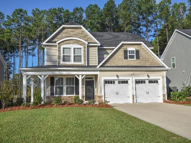 4 Br, 3 bath, Single Family 67 Timber Skip Dr