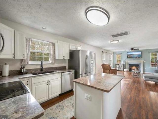 4 Br, 3 bath, Single Family 6965 Leonardtown Rd