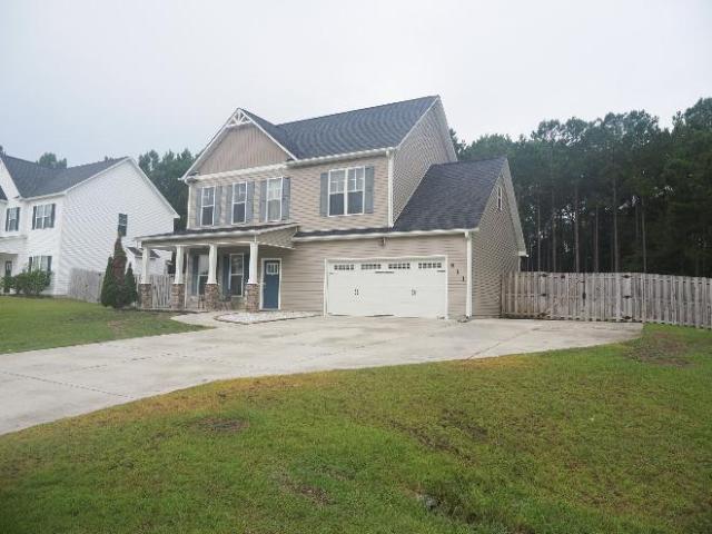 4 Br, 3 bath, Single Family 611 Winfall Dr