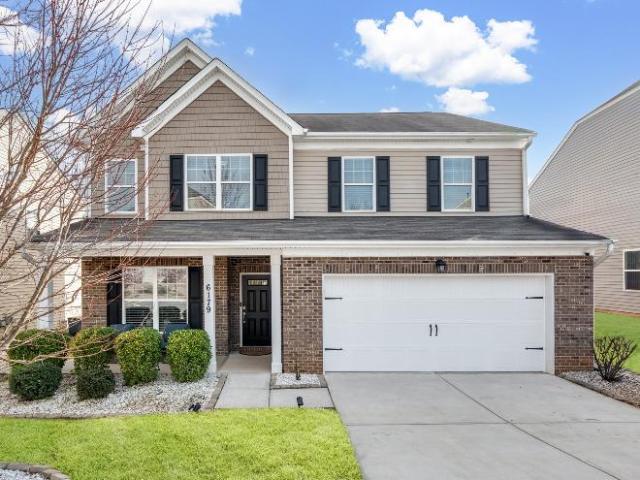 4 Br, 3 bath, Single Family 6179 Kilchurn Dr