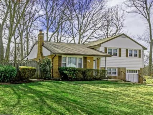4 Br, 3 bath, Single Family 7421 Grace St
