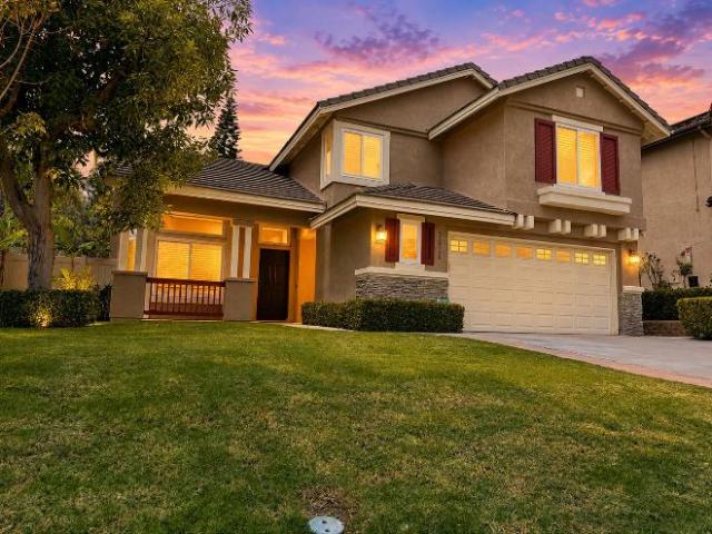 4 Br, 3 bath, Single Family 7624 Pipit Pl