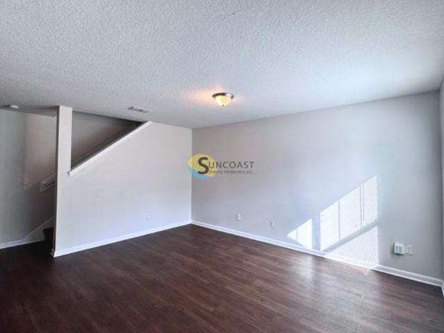 4 Br, 3 bath, Single Family 7625 Leafy Forest Way