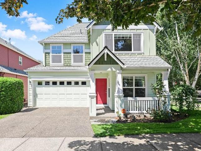 4 Br, 3 bath, Single Family 793 NE 61st Ct