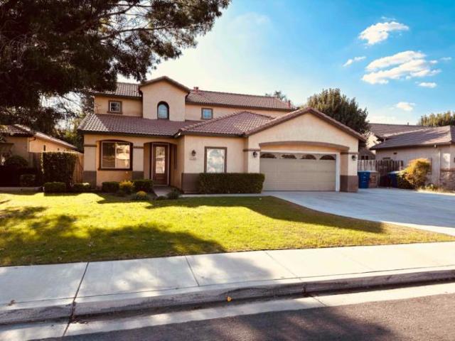 4 Br, 3 bath, Single Family 7309 Sleepy Lagoon Dr